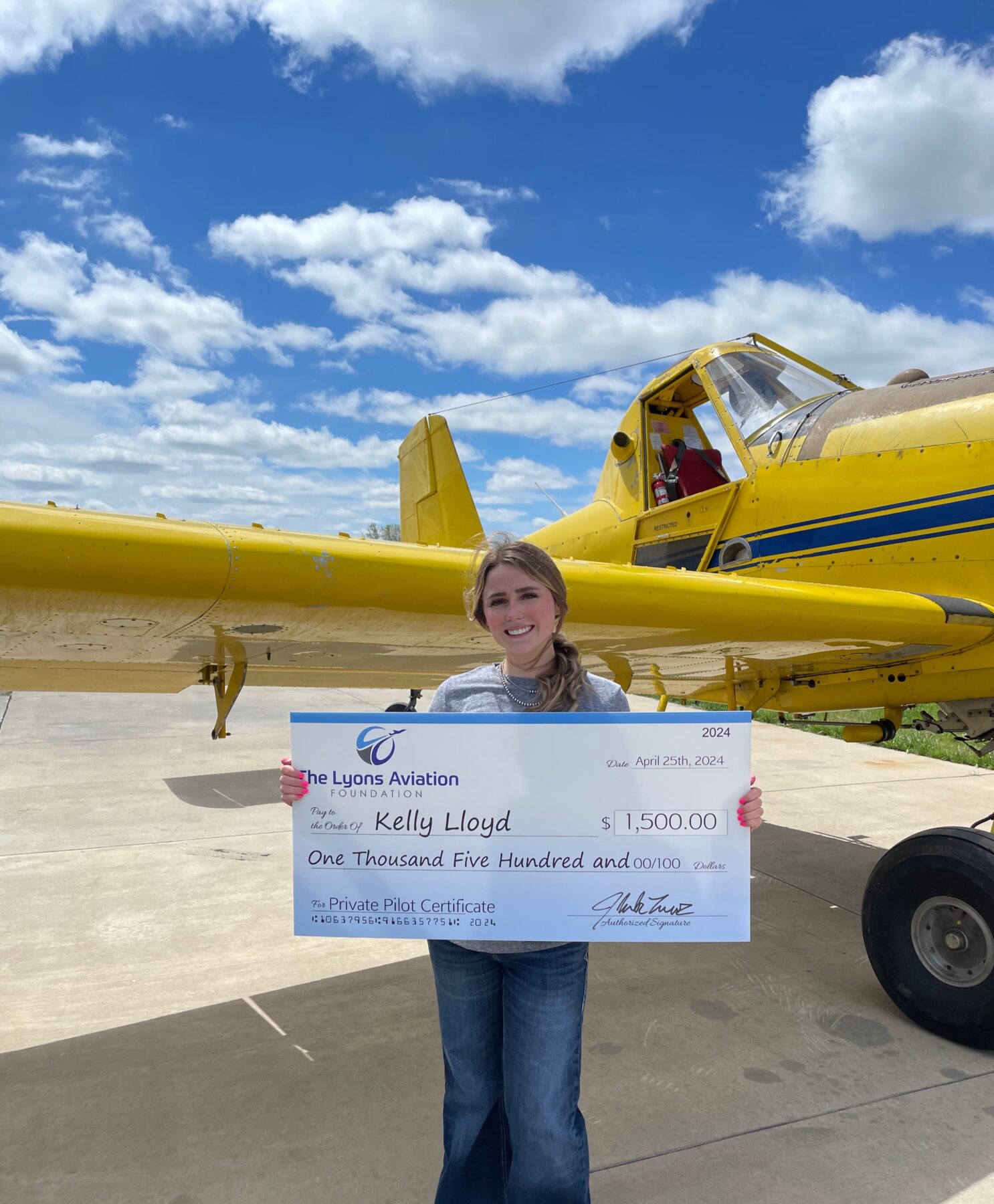 Kelly Lloyd - The Lyons Aviation Foundation